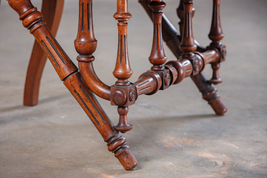 19th CENTURY HUNZINGER CHAIR - JF Chen