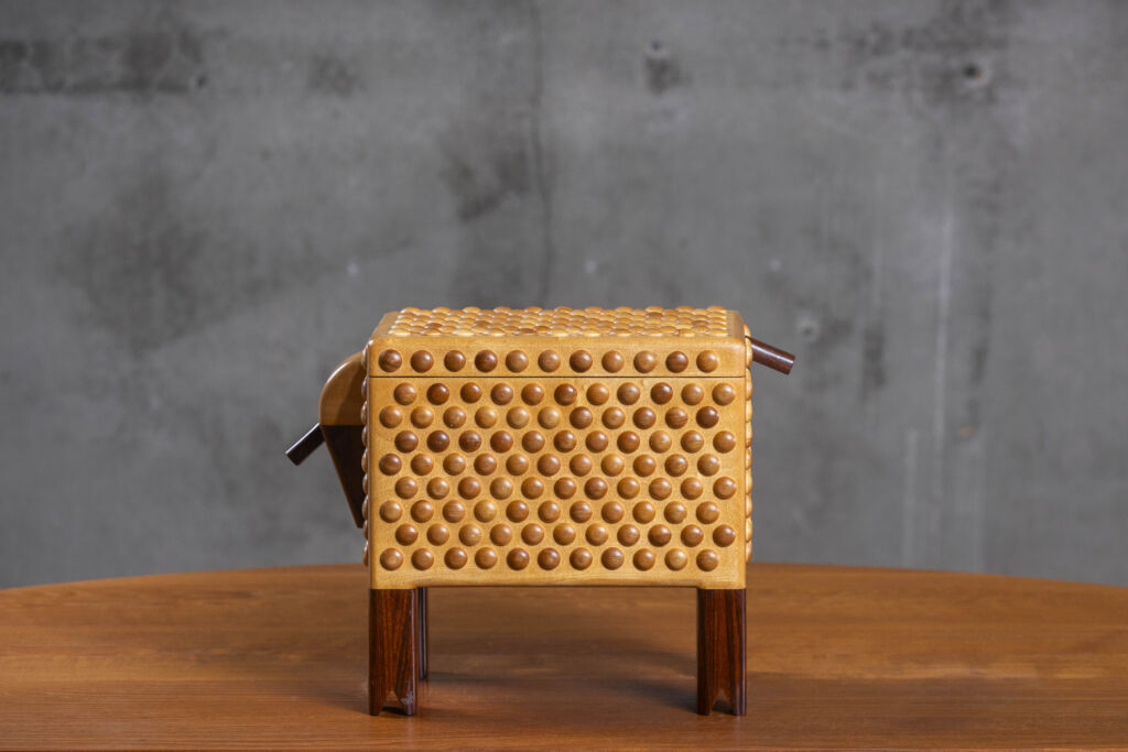 PAMELA WEIR QUITON 'LITTLE LAMB' - JF Chen